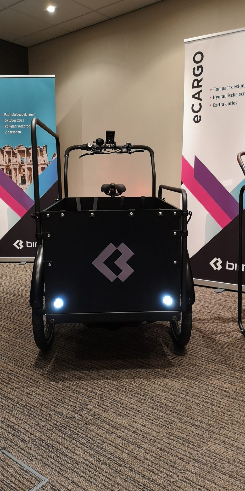 Bimas ECargo 3.3 Premium Bakfiets 691Wh Bafang 2023 - Fietshemel Edam